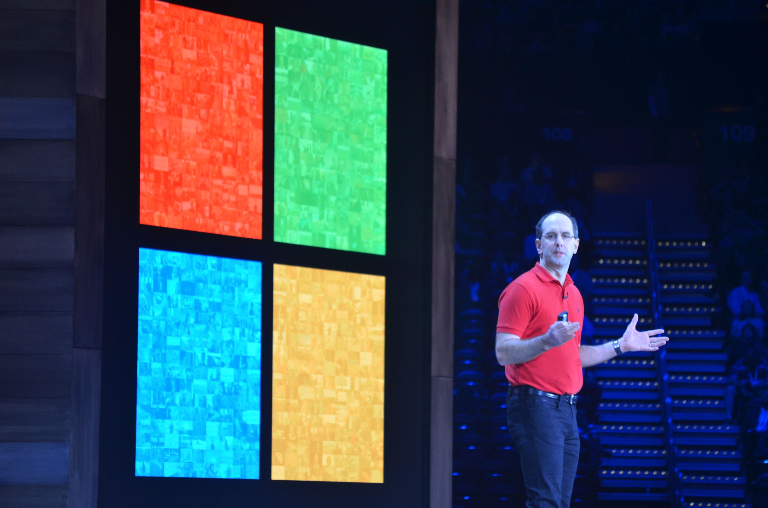Microsoft Ignite: Day 1 Keynote Gallery