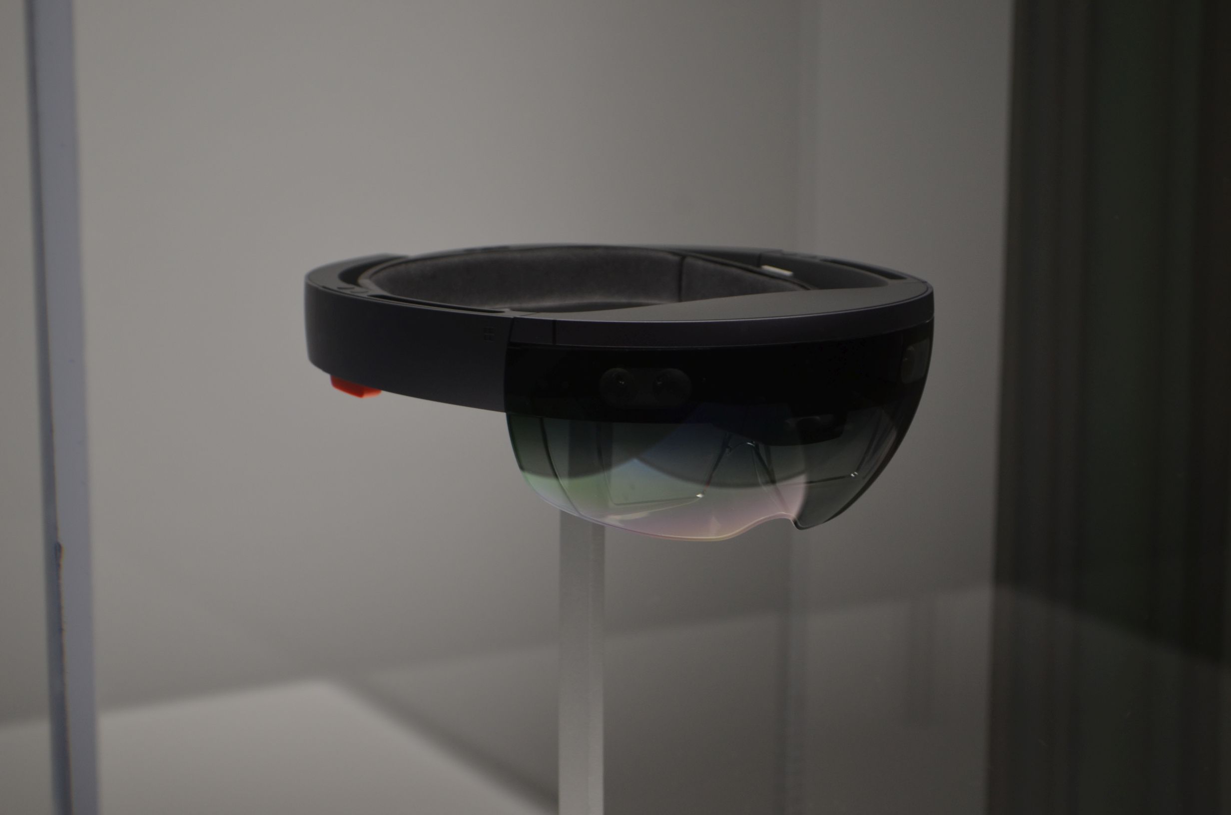 My experience in trying out Microsoft’s HoloLens