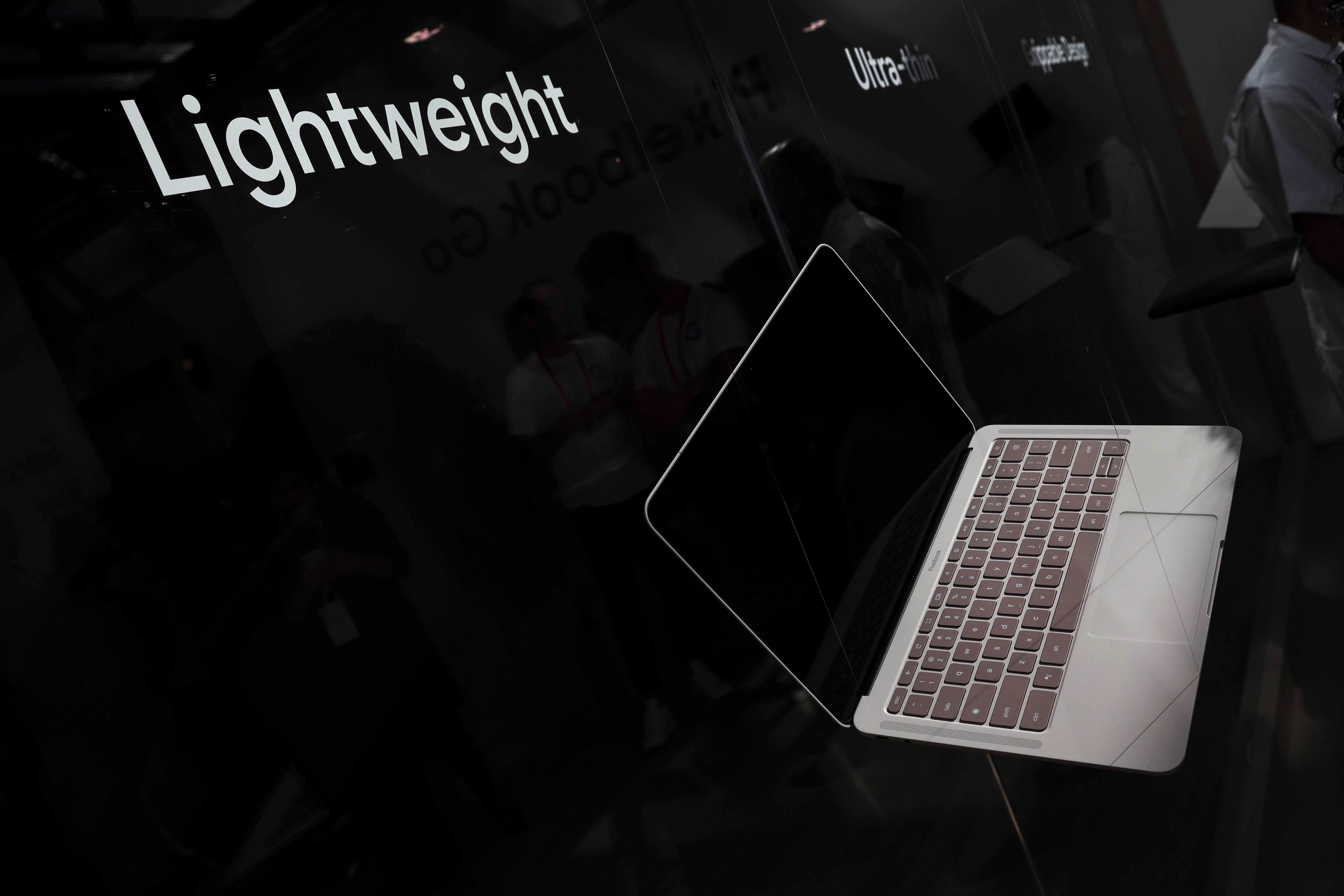 Google Goes Back to Basics With Pixelbook Go Laptop Design