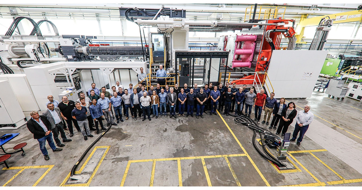 Engel Delivers Its Largest-Ever Molding Machines to US Company
