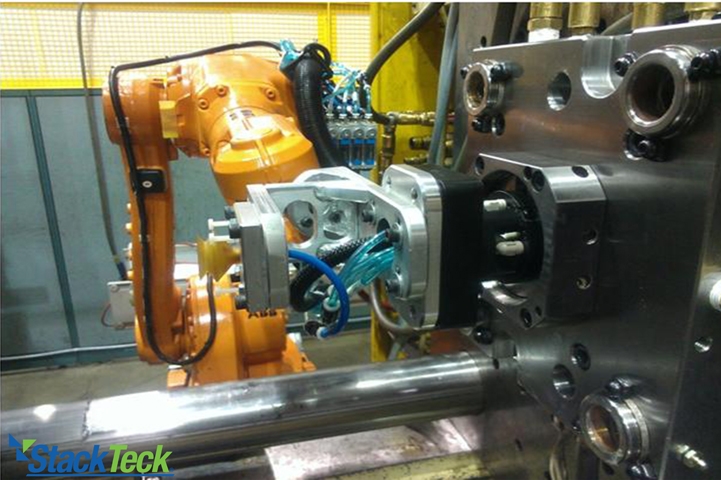 StackTeck deepens commitment to IML by purchasing automation