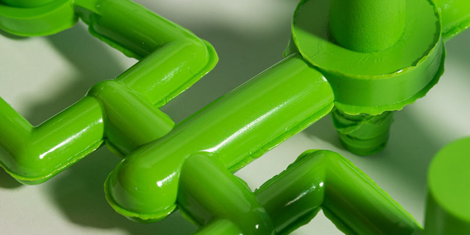 Preventing Flash Defects in Injection Molding