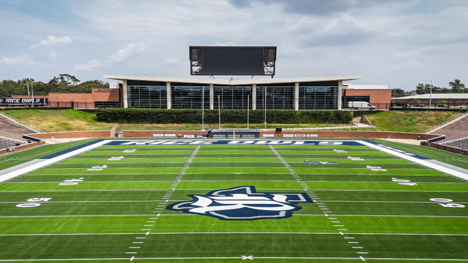 TenCate Scores With Artificial Turf