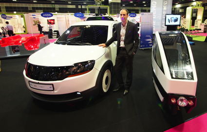 JEC Asia show: Tropical taxi is carbon-fiber intensive