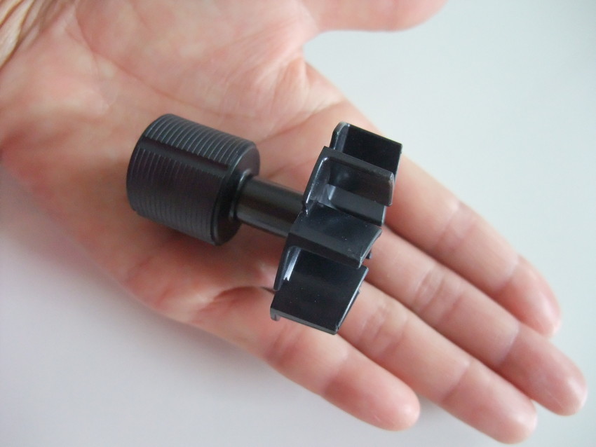 Koplas: Insert molding yields one-piece impeller-rotor; plunger system