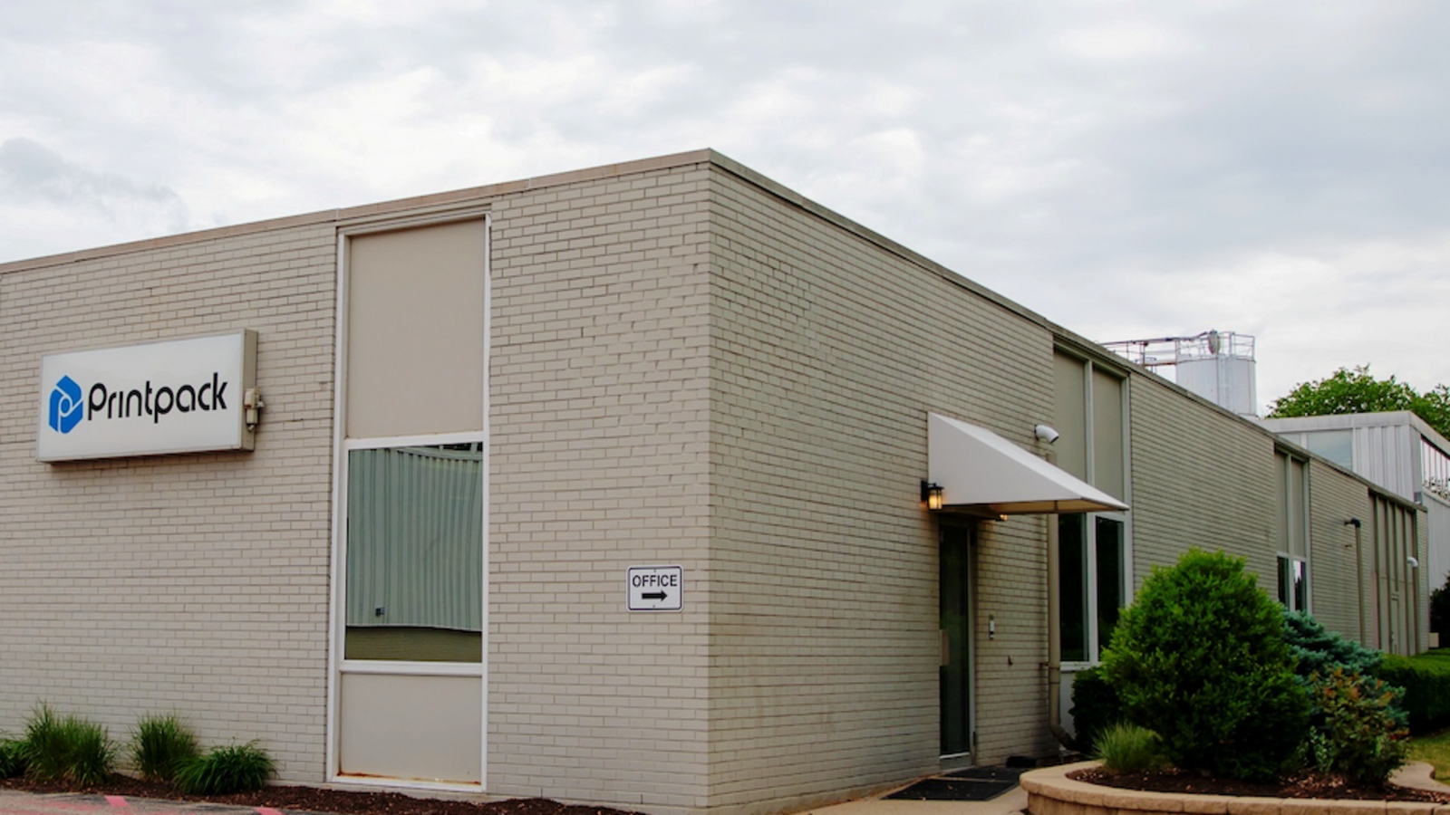 Printpack Shuts Elgin Plant, Cutting 111 Jobs