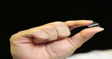 ‘Smart’ plastic brings flexible, wearable electronic devices one s