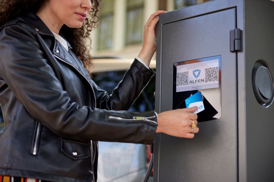 Public EV charging solutions | Alfen