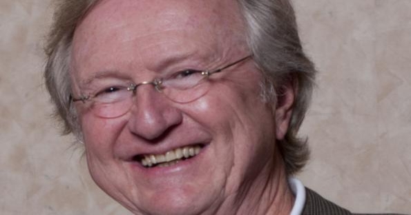 15 Minutes: Greg Leonard