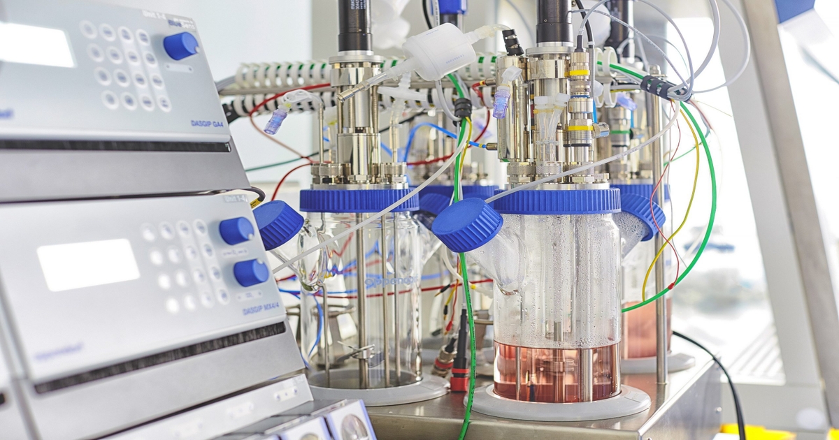 Transient Technologies to Deliver Consistently High AAV Titers