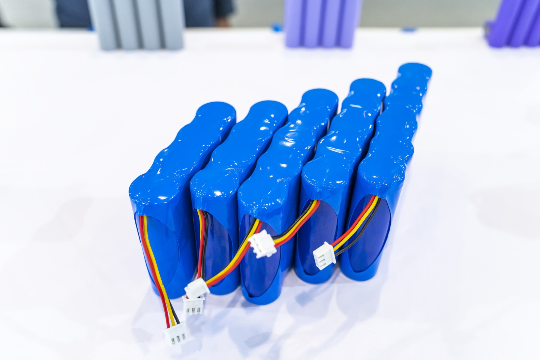 Counterfeit Li-ion Batteries Lack Critical Safeguards