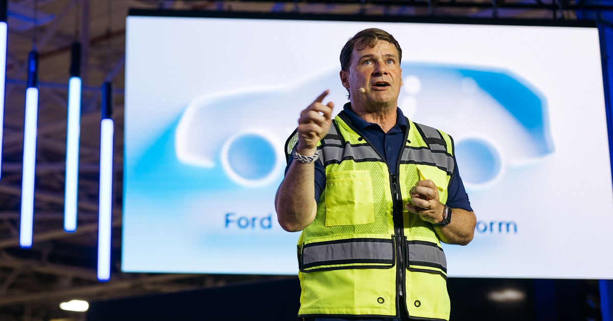 Ford Engineers Stunned by Tesla Model 3 Teardown