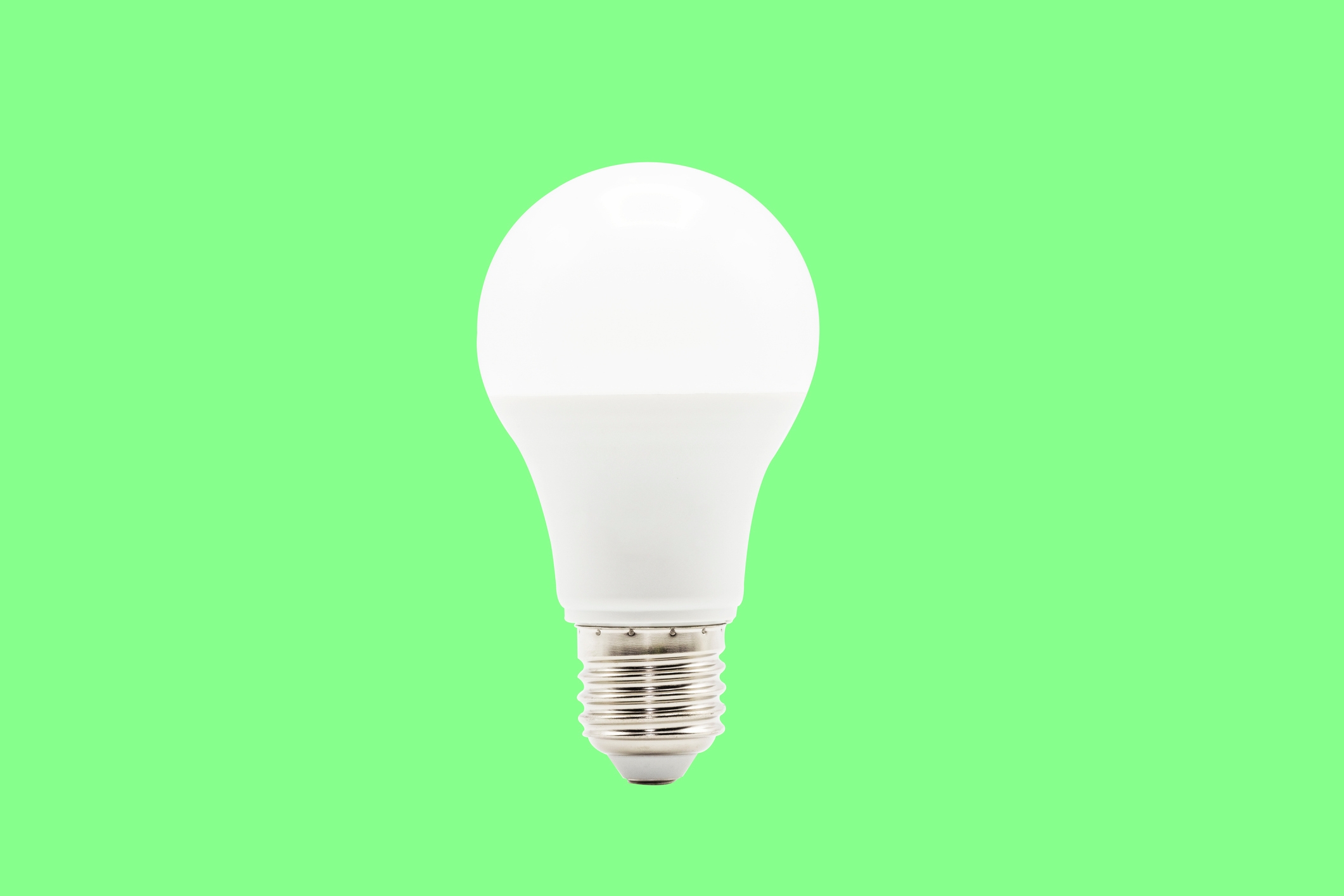 Teardown: LED Light Bulb Theory vs. Reality