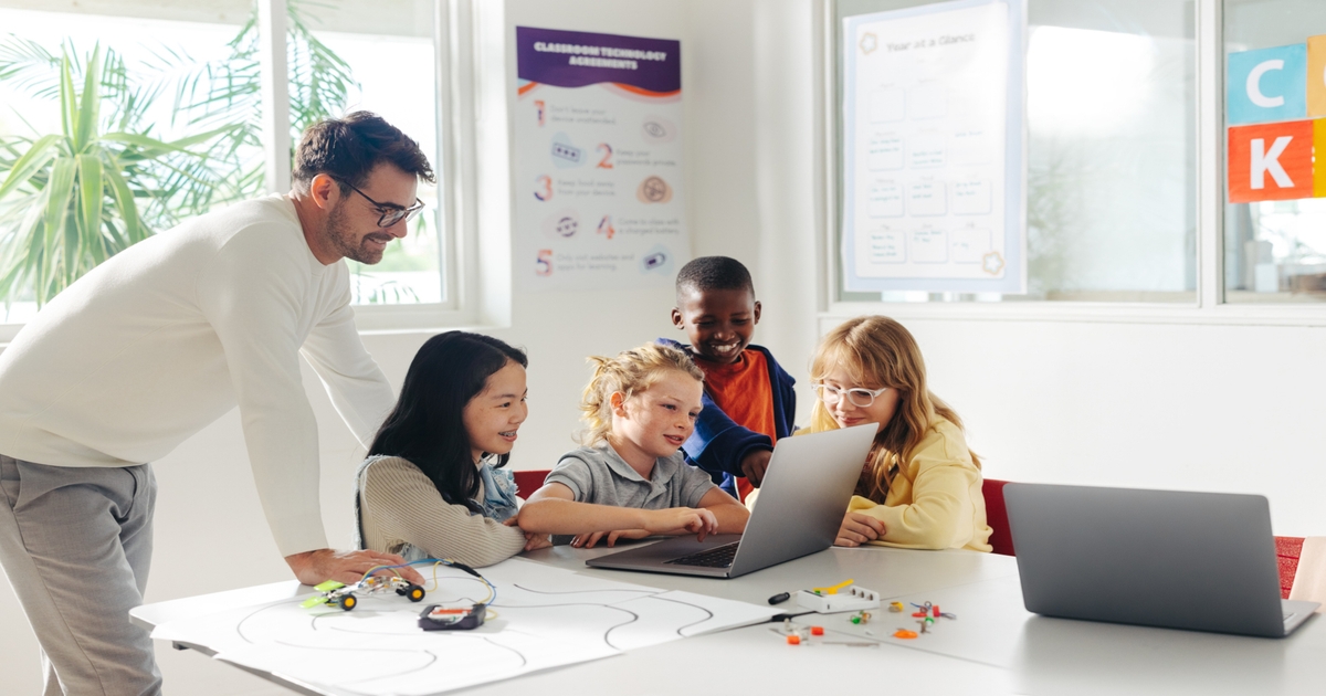 Top STEM Summer Programs: High School Research Opportunities