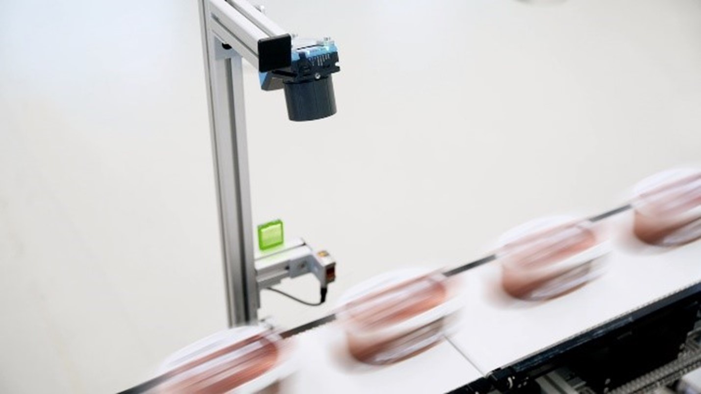 SICK Introduces Inspector83x with AI-Powered Quality Control