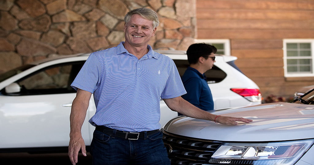 Former eBay CEO Joins ServiceNow as CEO and President