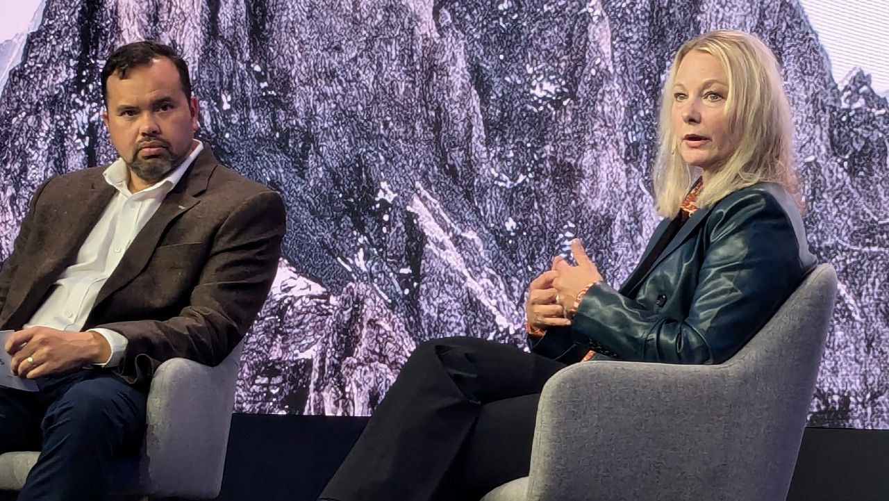 Dell Has No Plans to Extend 'Partner-First' to Devices