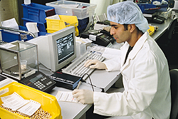 Counting Scales Aid Production of Endoscopic Instruments