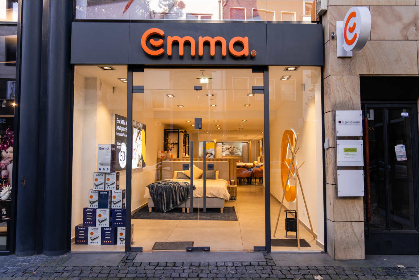 Emma Geschäfte