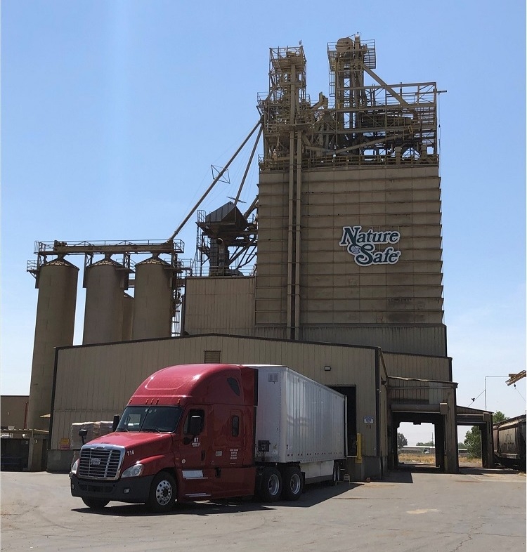 Nature Safe: Fertilizers with Deep Roots in Organic Farming