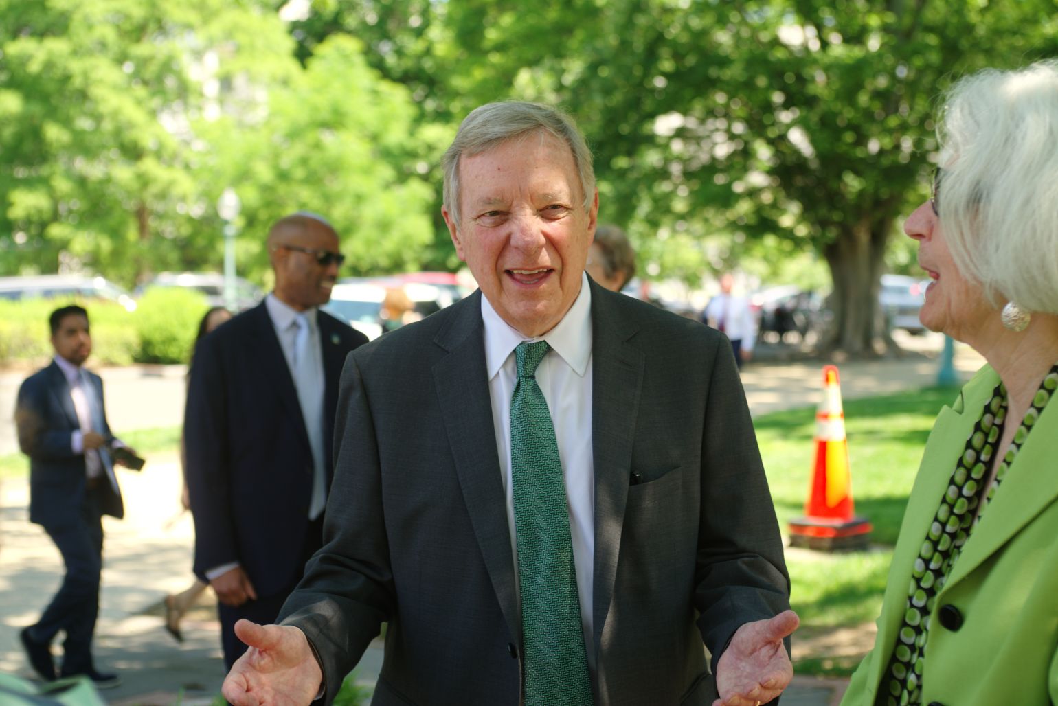 Trade groups oppose Durbin’s Dietary Supplement Listing Act