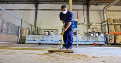 Unsanitary Practices Lead to FDA Warning