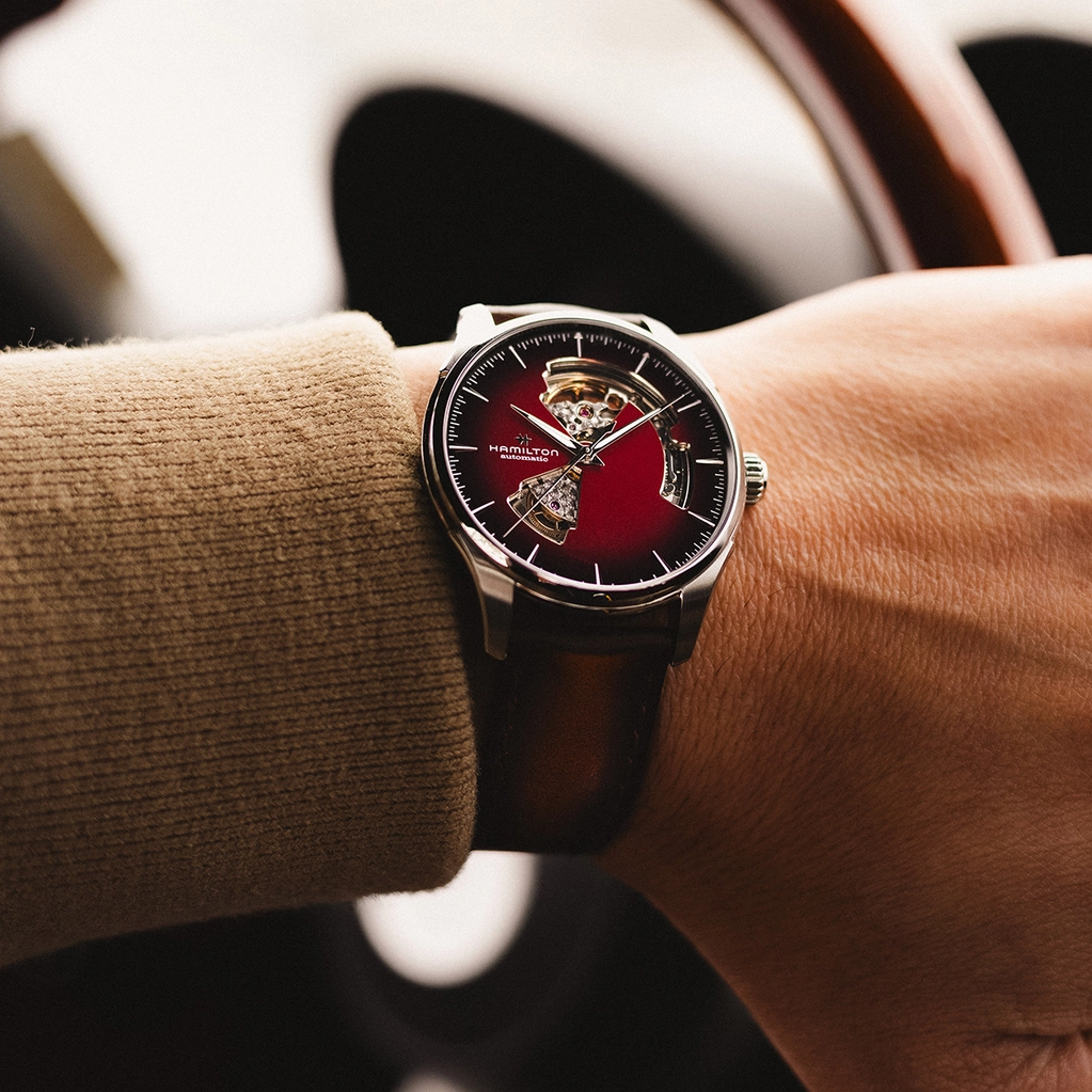 Hamilton: Jazzmaster Open-Heart in Aprikot und Burgunder | WatchTime