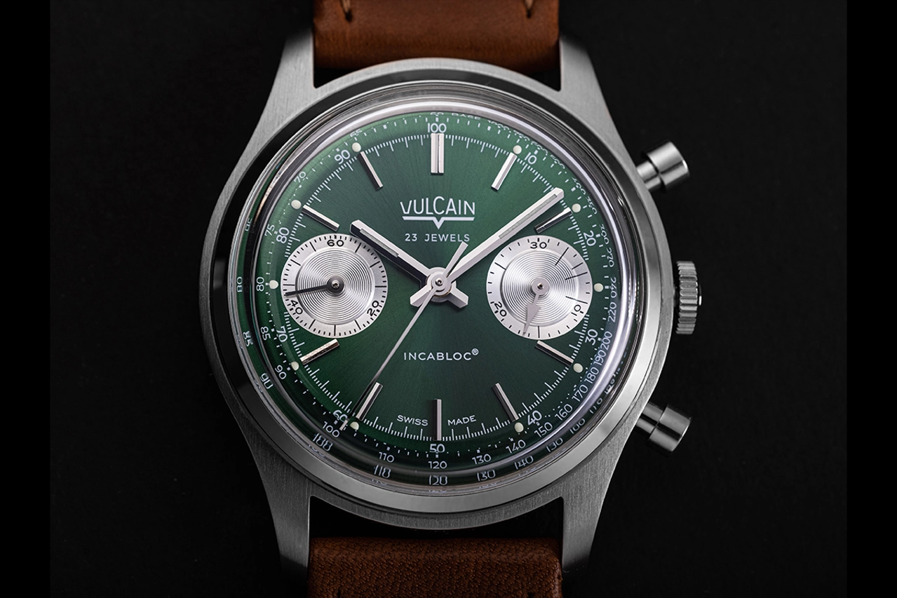 Vulcain: The Chronograph 1970s in Grün | WatchTime