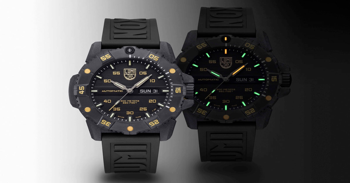 Luminox: Doppeltes Leuchten mit der Master Carbon Seal Automatic ...