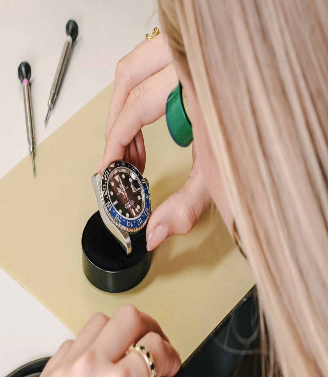 Rolex: Wie der Handel mit den zertifizierten Rolex-Uhren funktioniert ...