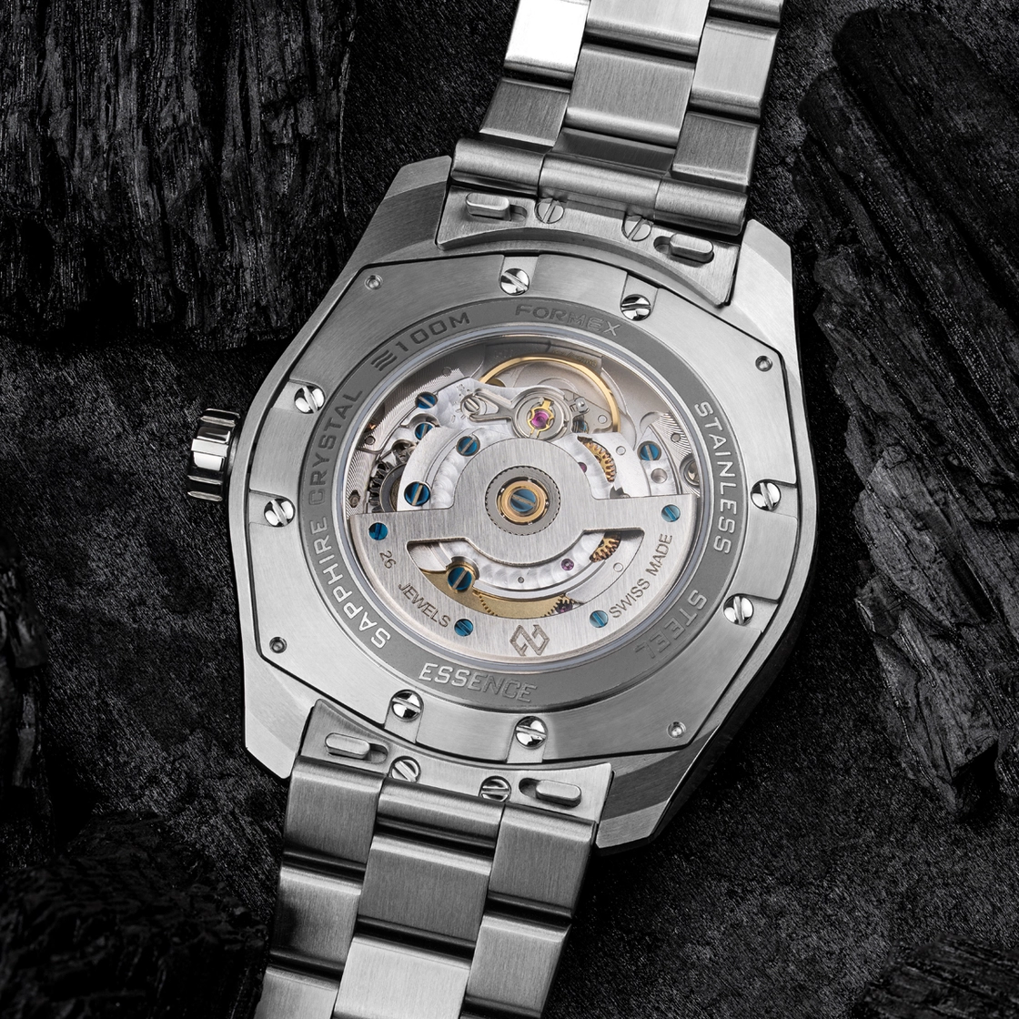 Formex: Essence 39 mm “Space Gold" Automatik COSC | WatchTime