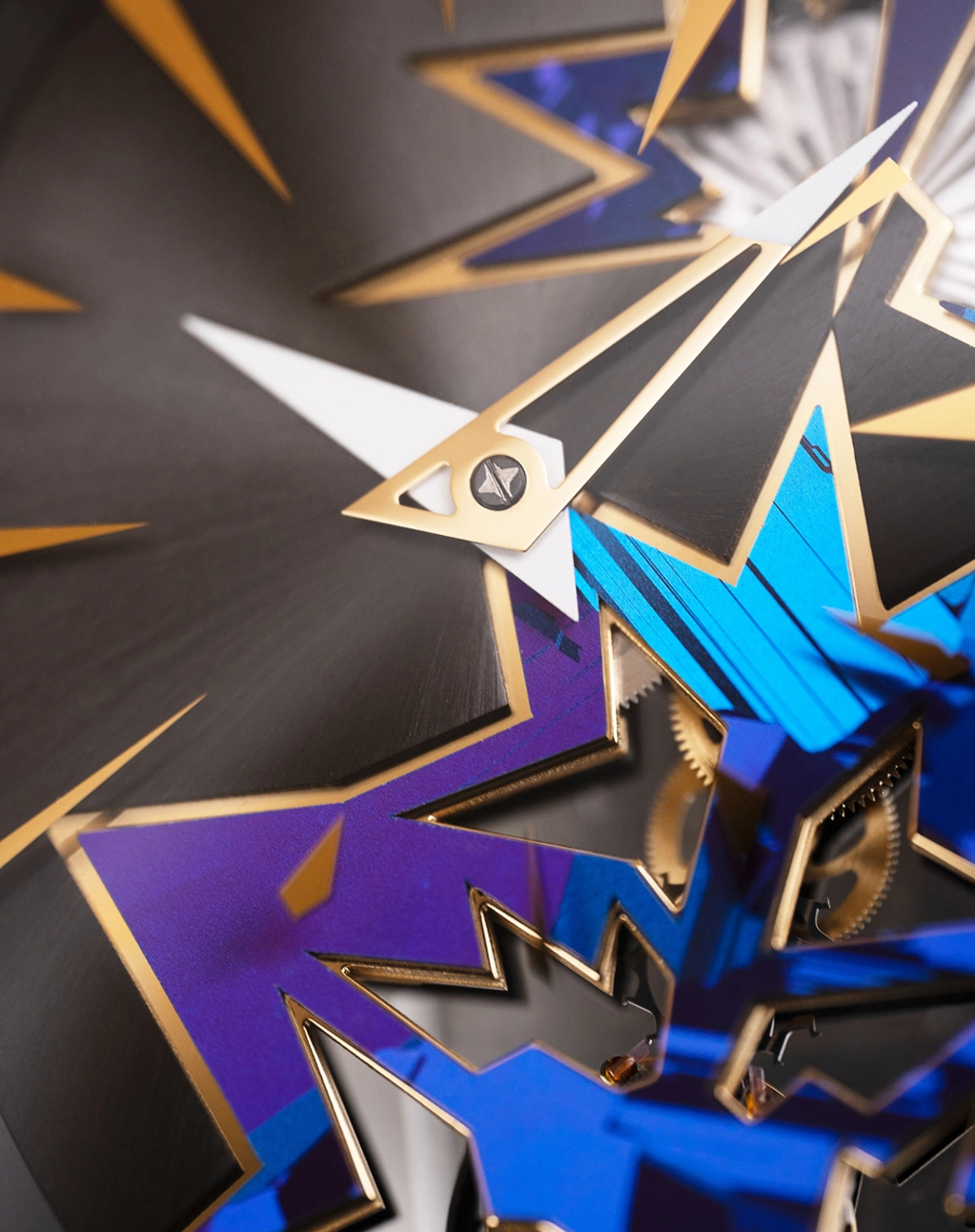 Top Thema: Fiona Krüger - Neue Website mit allen Projekten | WatchTime