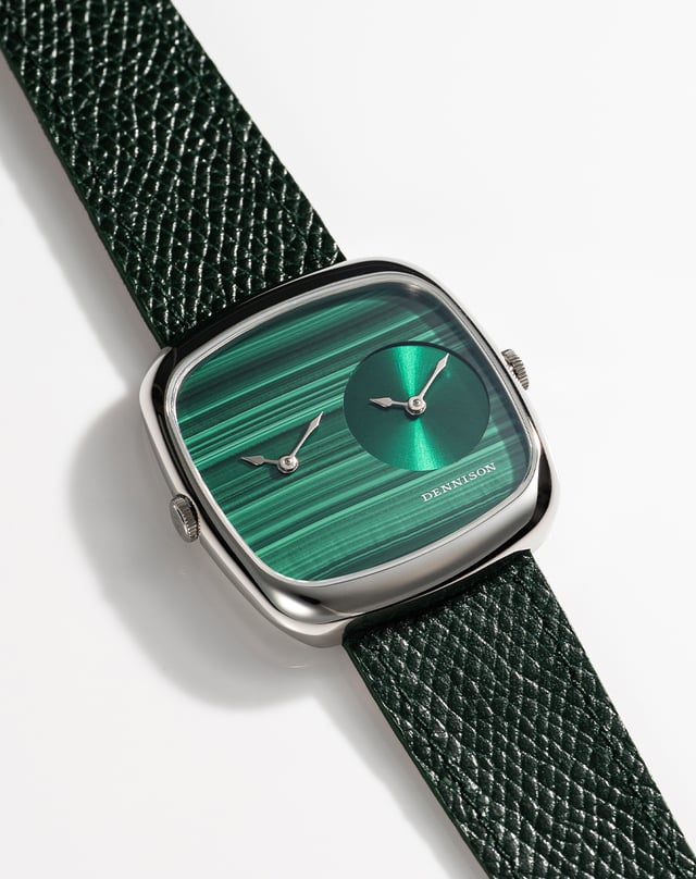 Luxusuhren mit Stein-Zifferblatt: Dennison – ALD Dual Time | WatchTime