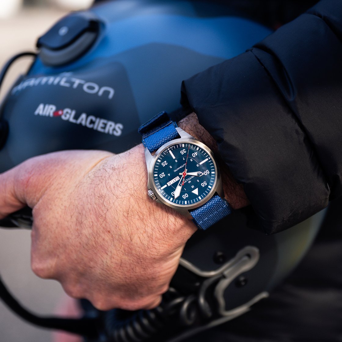 Rettung in der Luft: Hamilton Khaki Aviation Pilot Air-Glaciers | WatchTime