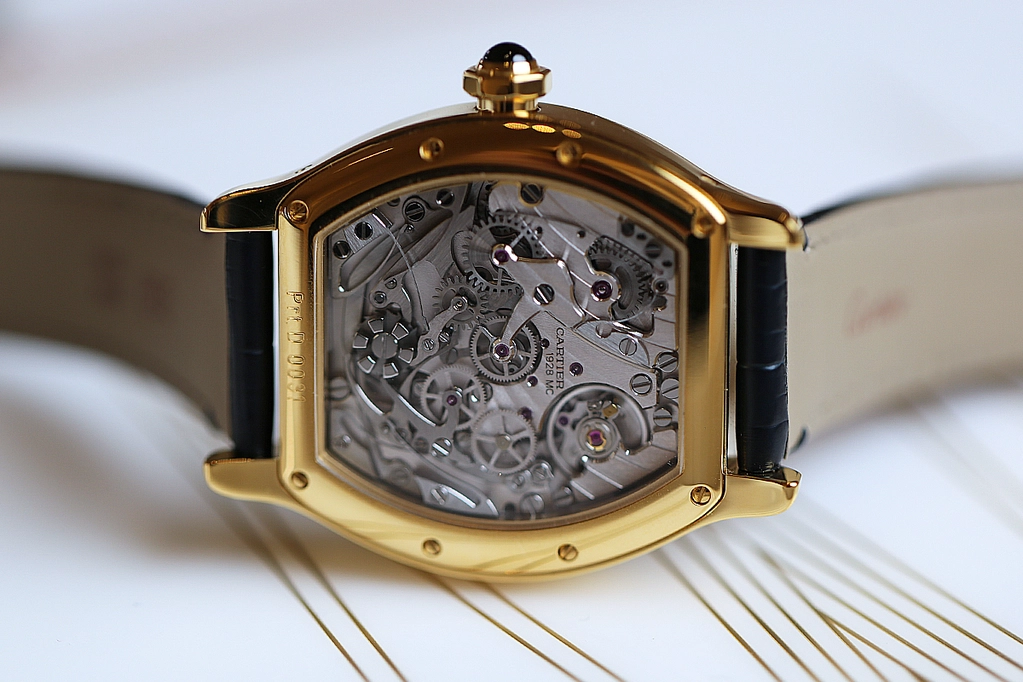 Cartier Privé lässt die Tortue als Monopusher-Chronograph aufleben ...