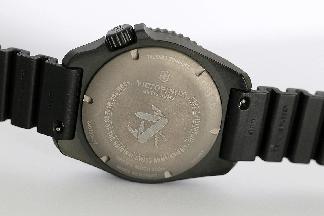 Hands-on: Victorinox Dive Pro | WatchTime