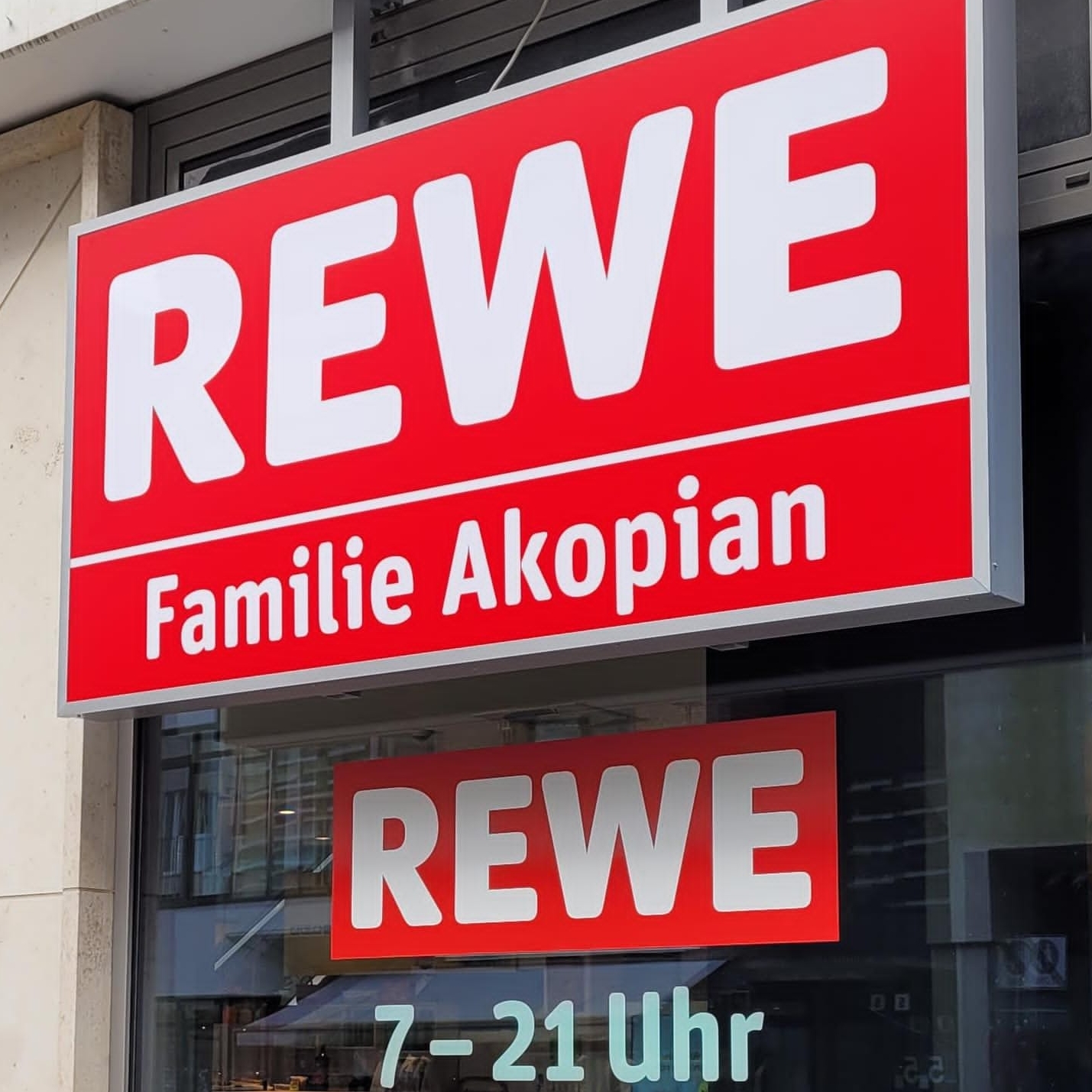 REWE Markt Ahrensburg - Klaus-Groth-Str. 2-4