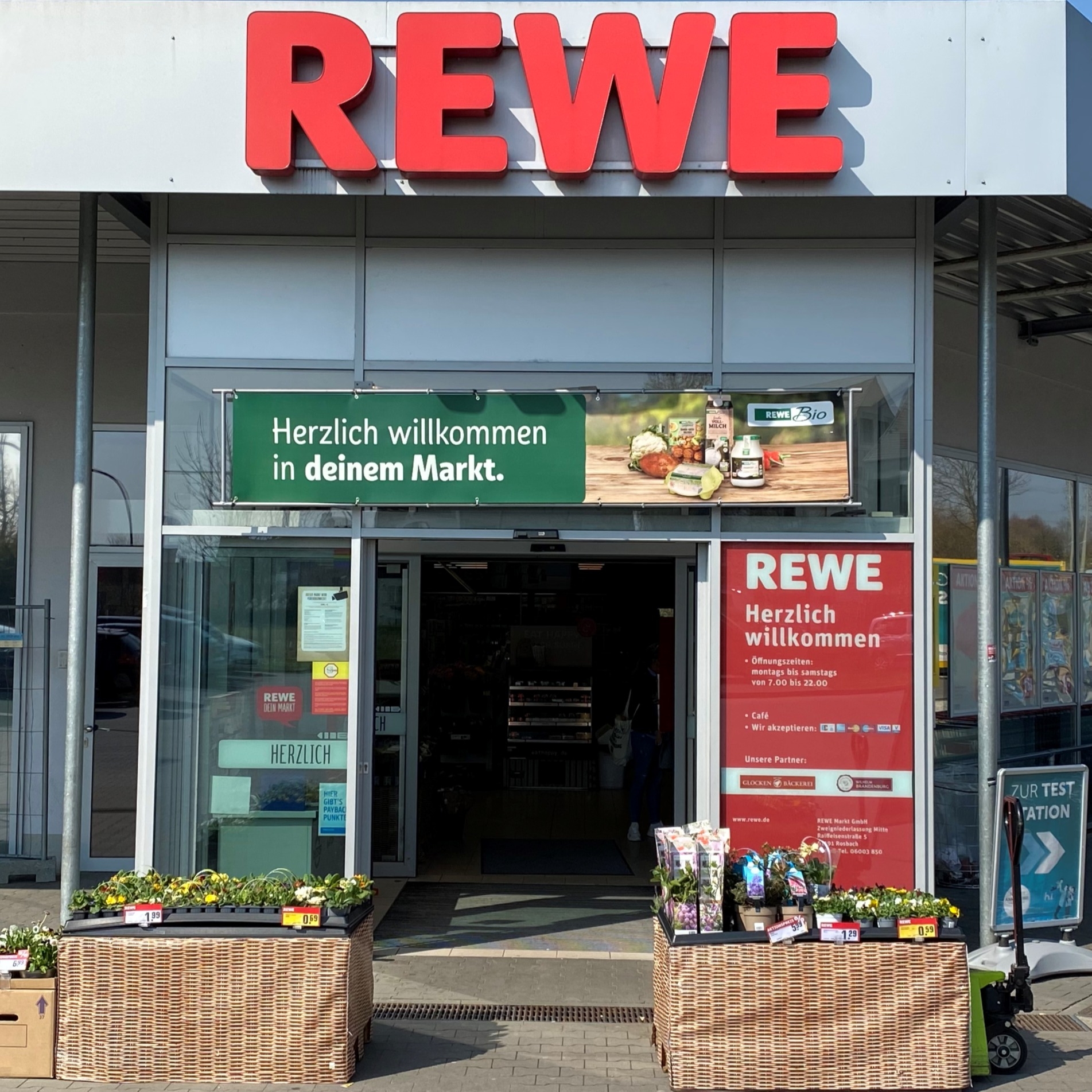 REWE Markt Frankfurt / Kalbach - Lange Meile 33