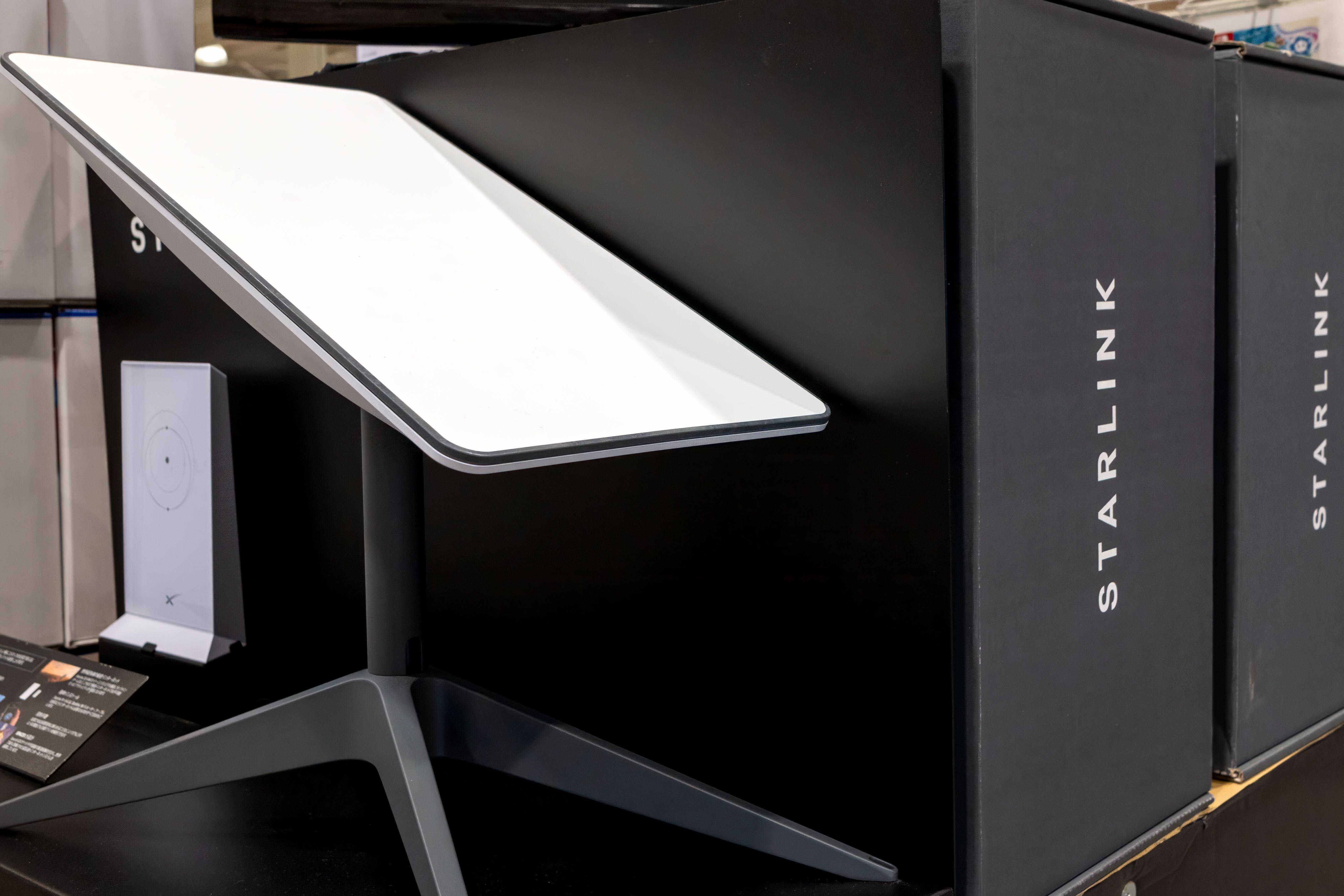 Lumen to cut 4% of employees, dial back fiber buildout pace