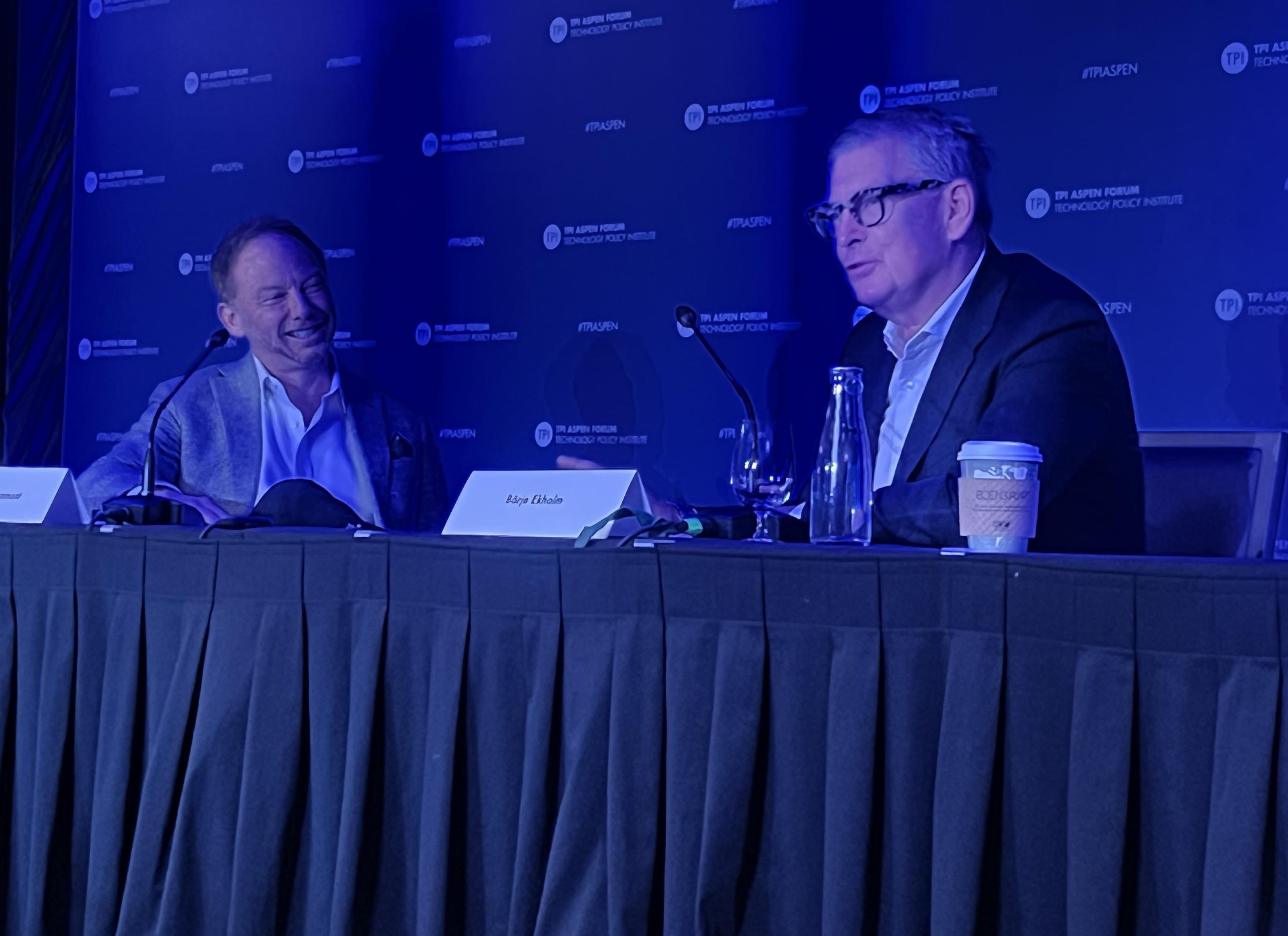 Ericsson CEO calls for bigger push toward 5G SA