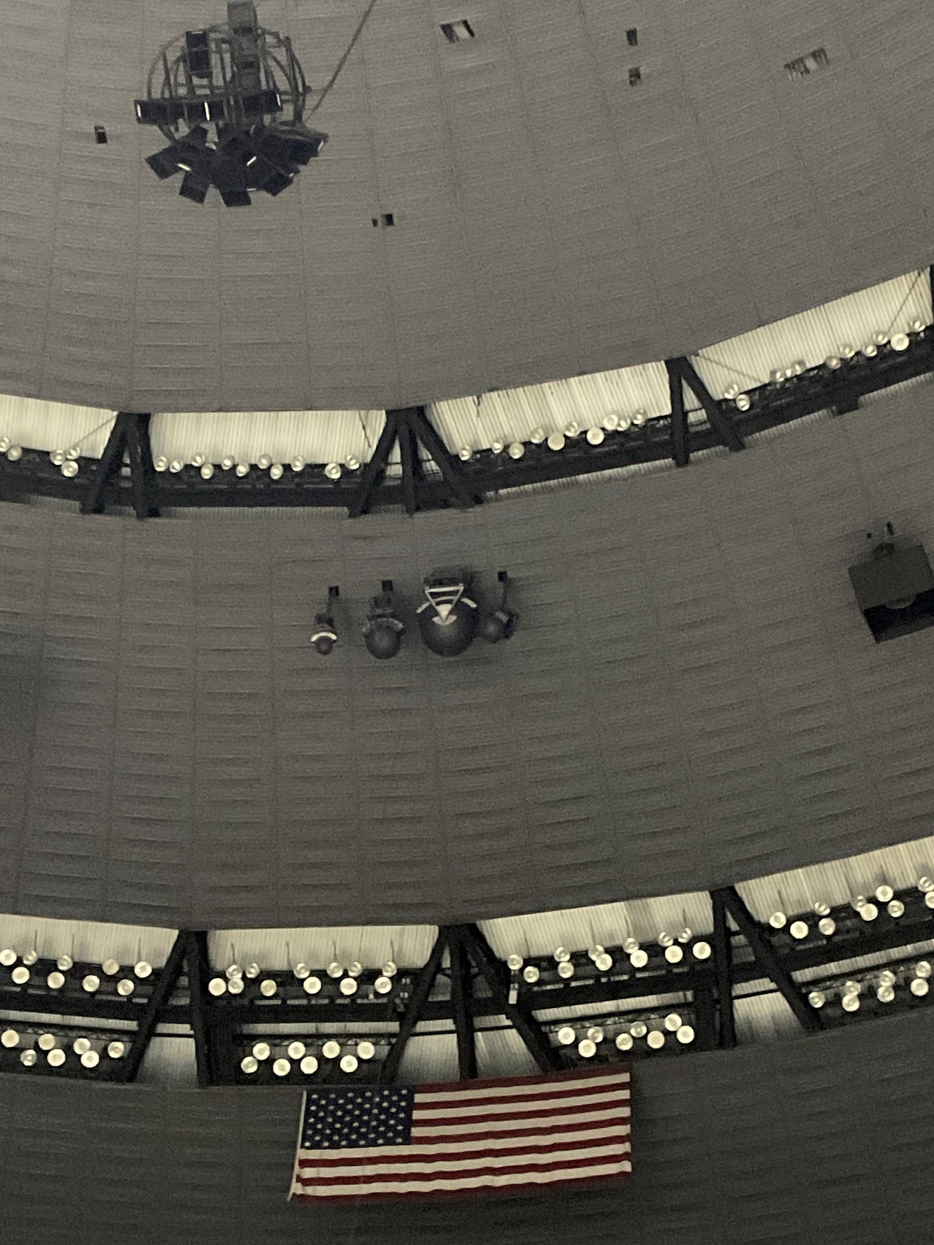 why-verizon-hid-its-5g-network-in-the-super-bowl-stadium