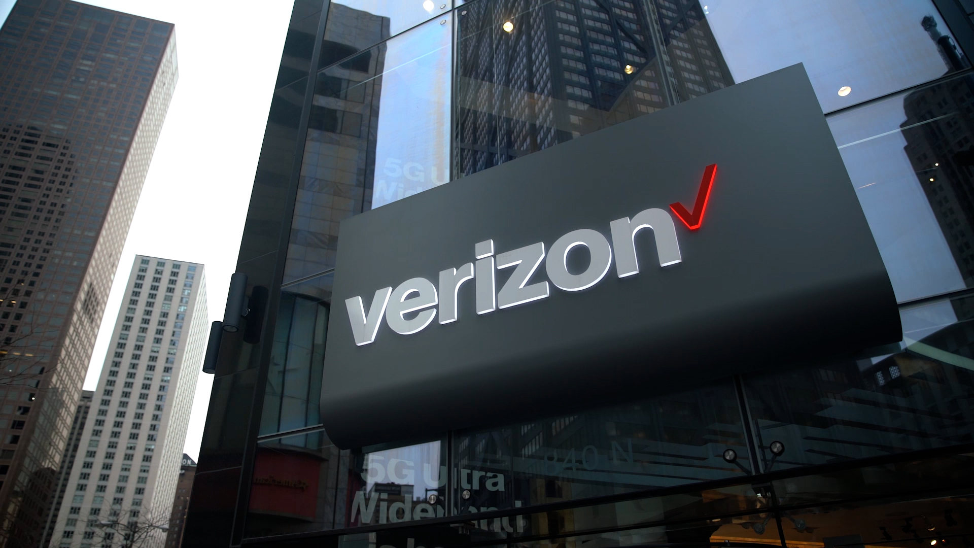 Verizon boasts 'own' cloud platform after dissing hyperscaler deals