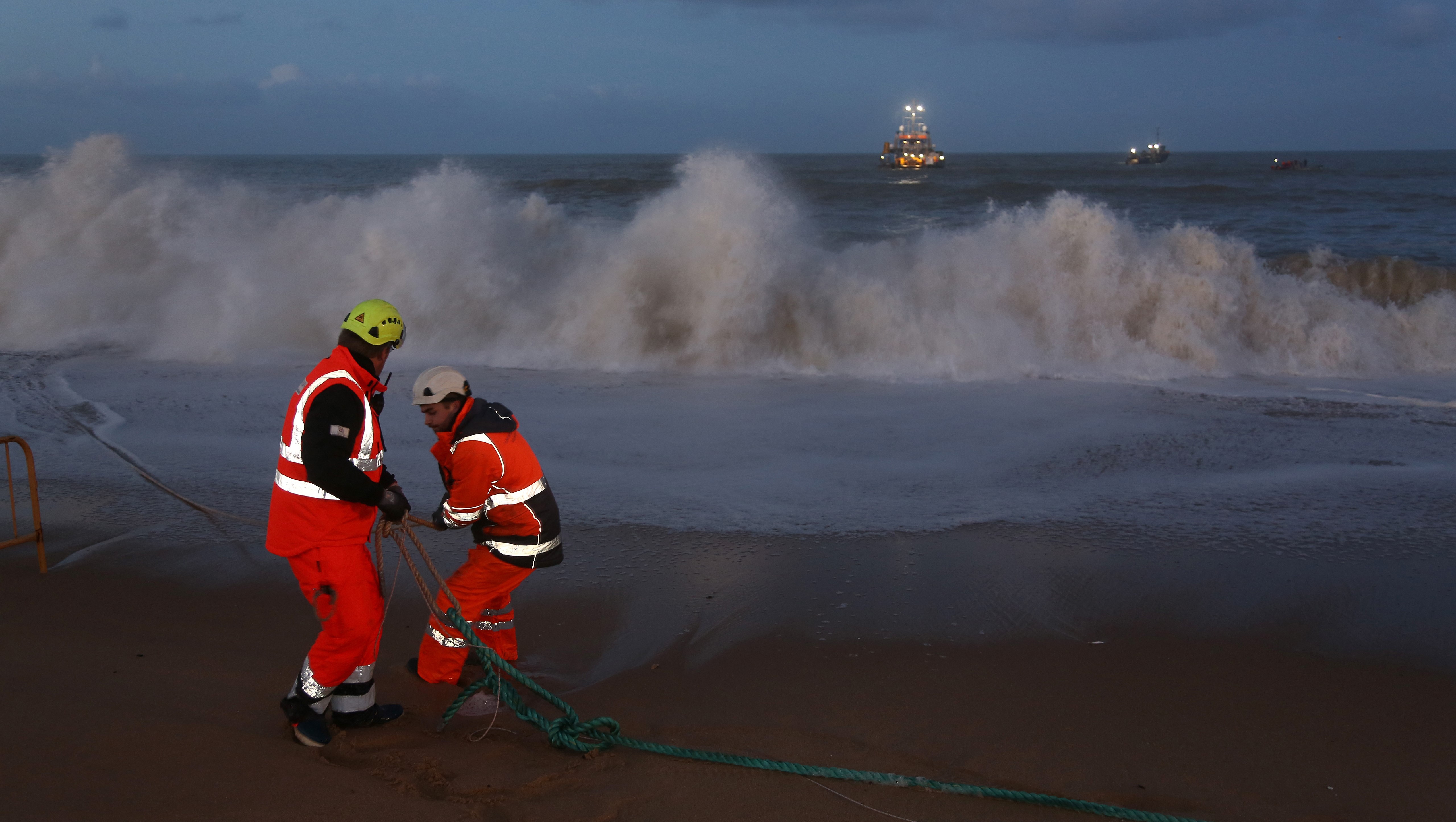 Eurobites: Orange's Amitie cable is 'go'