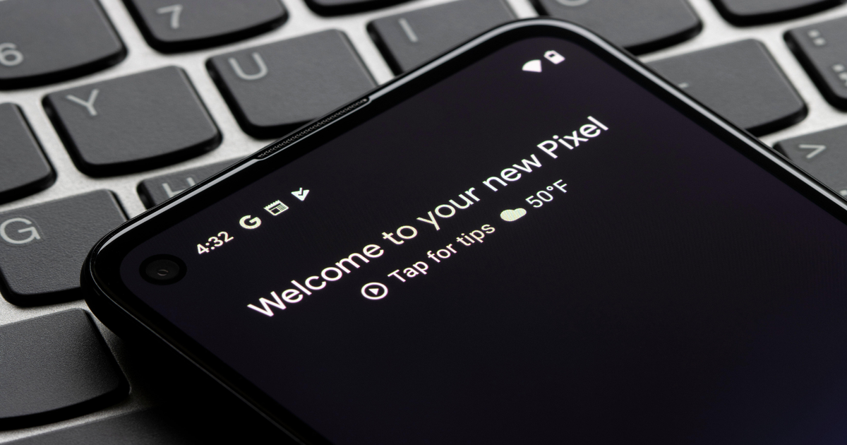 Will network operators cheer a Google v Apple AI battle?