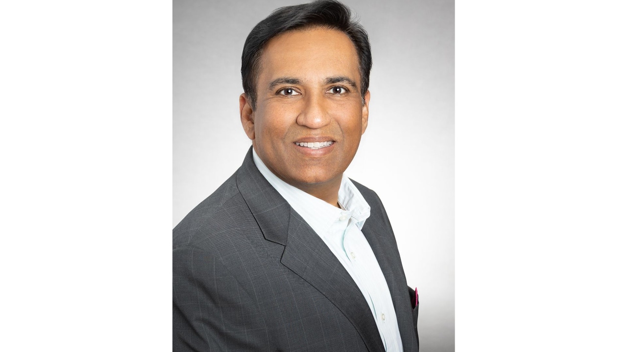 Top AWS telecom exec heads for exit Top AWS telecom exec heads for exit