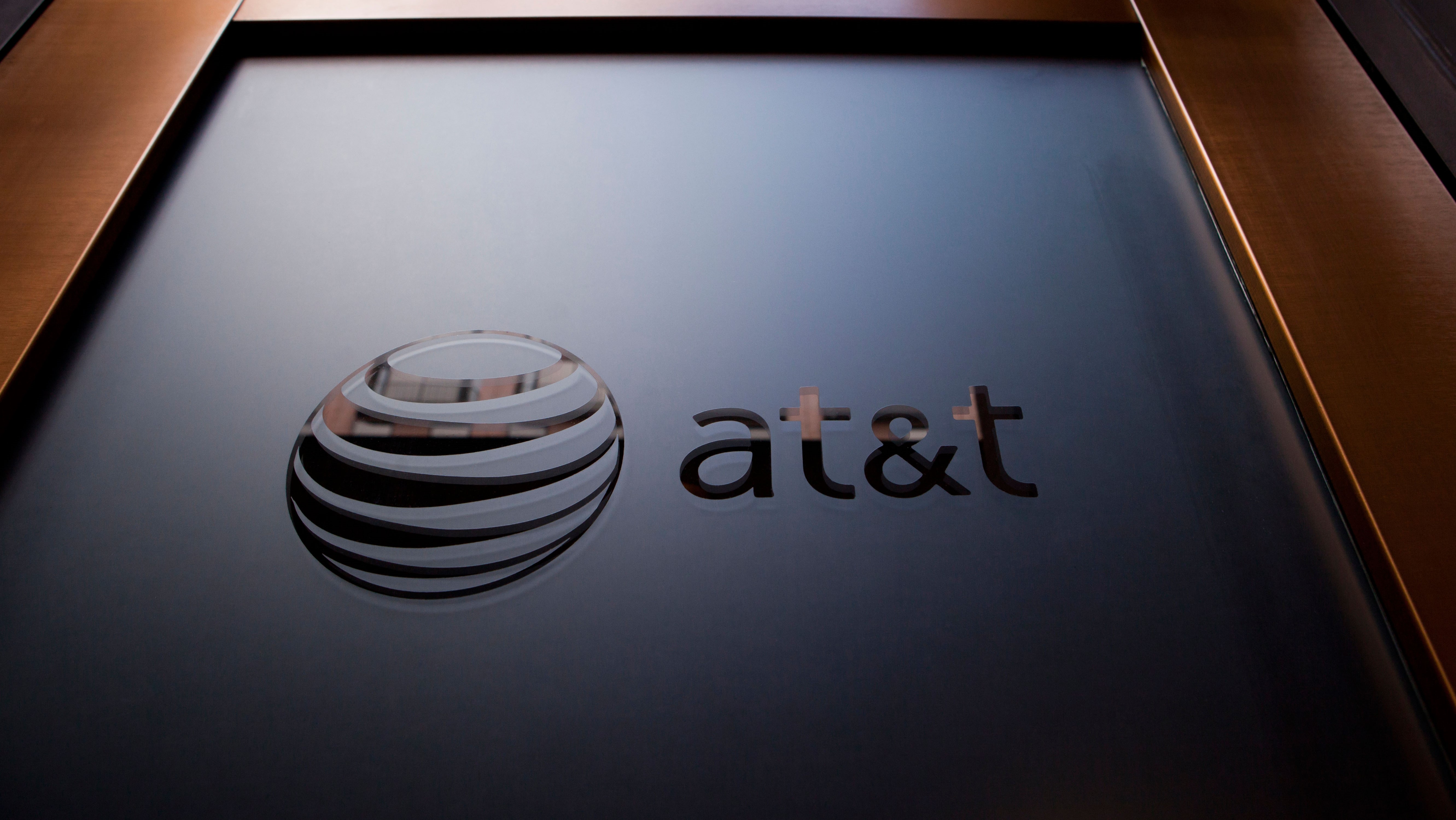 AT&T touts faster 5G with EchoStar midband spectrum