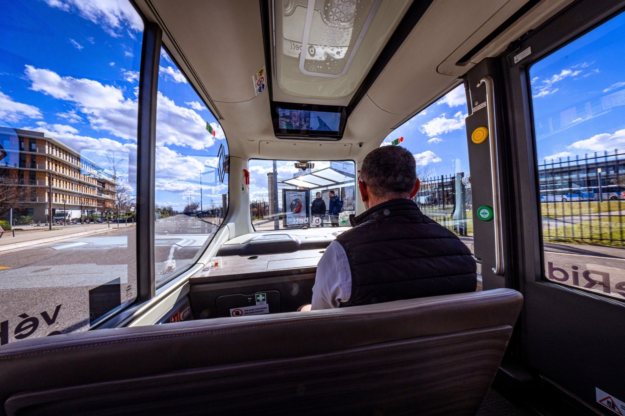 Driverless Shuttle Bus Service Starting in France