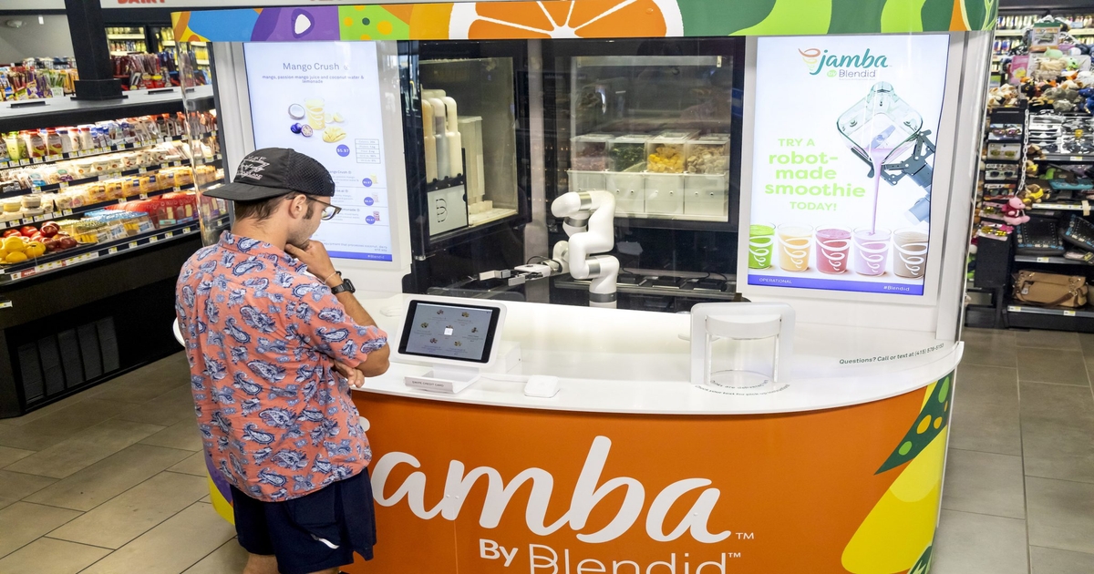 Robotic Smoothie Kiosk Serving Drivers 24/7 | IoT World Today