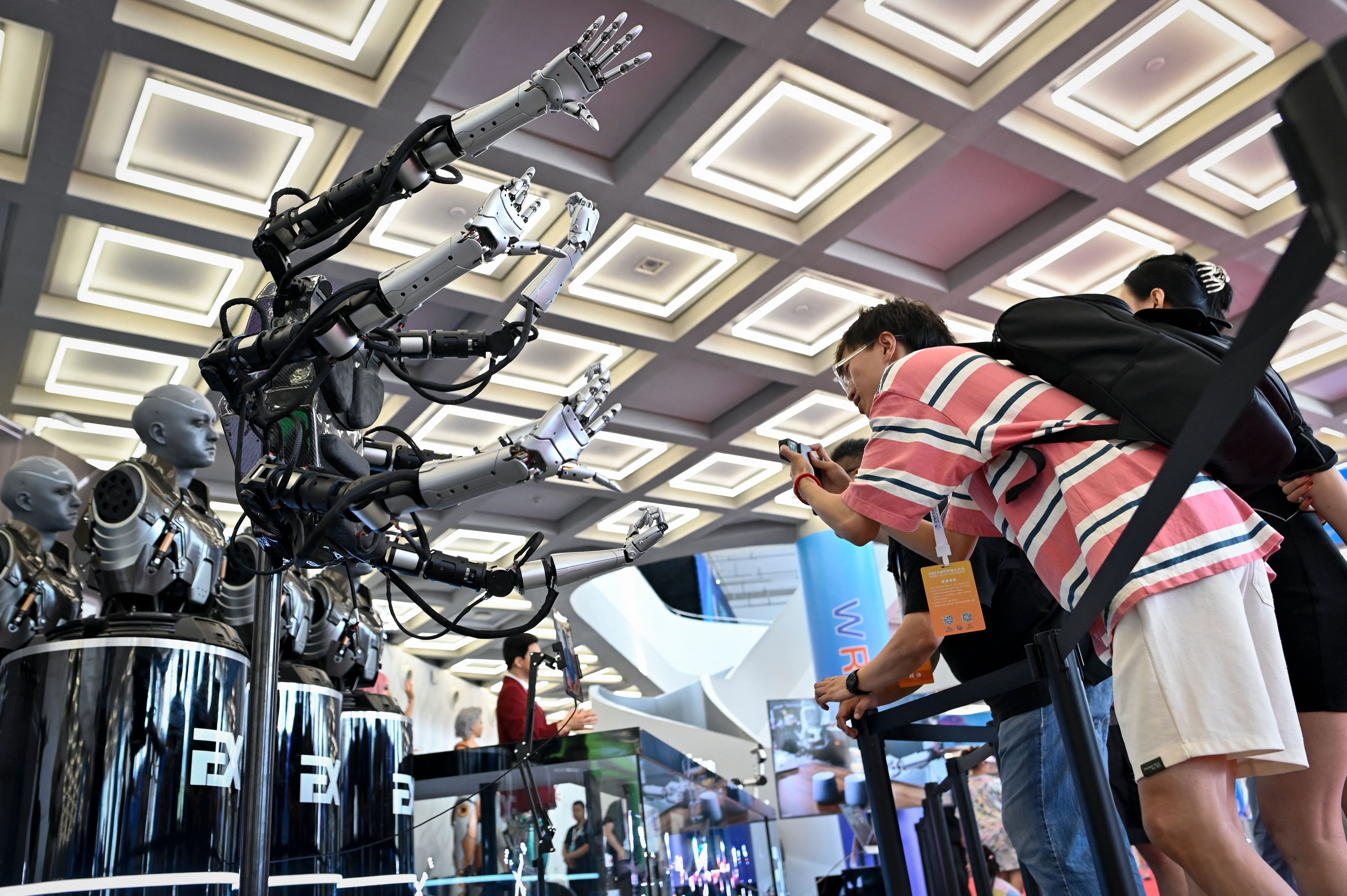 Lifelike Humanoid Robots, Robot Dogs on Display at Beijing’s World ...