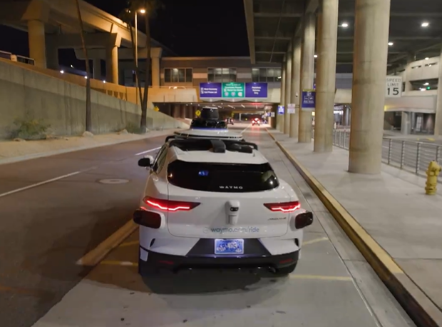 Waymo Offers Self-Driving Taxi Curbside Service at Phoenix Airport